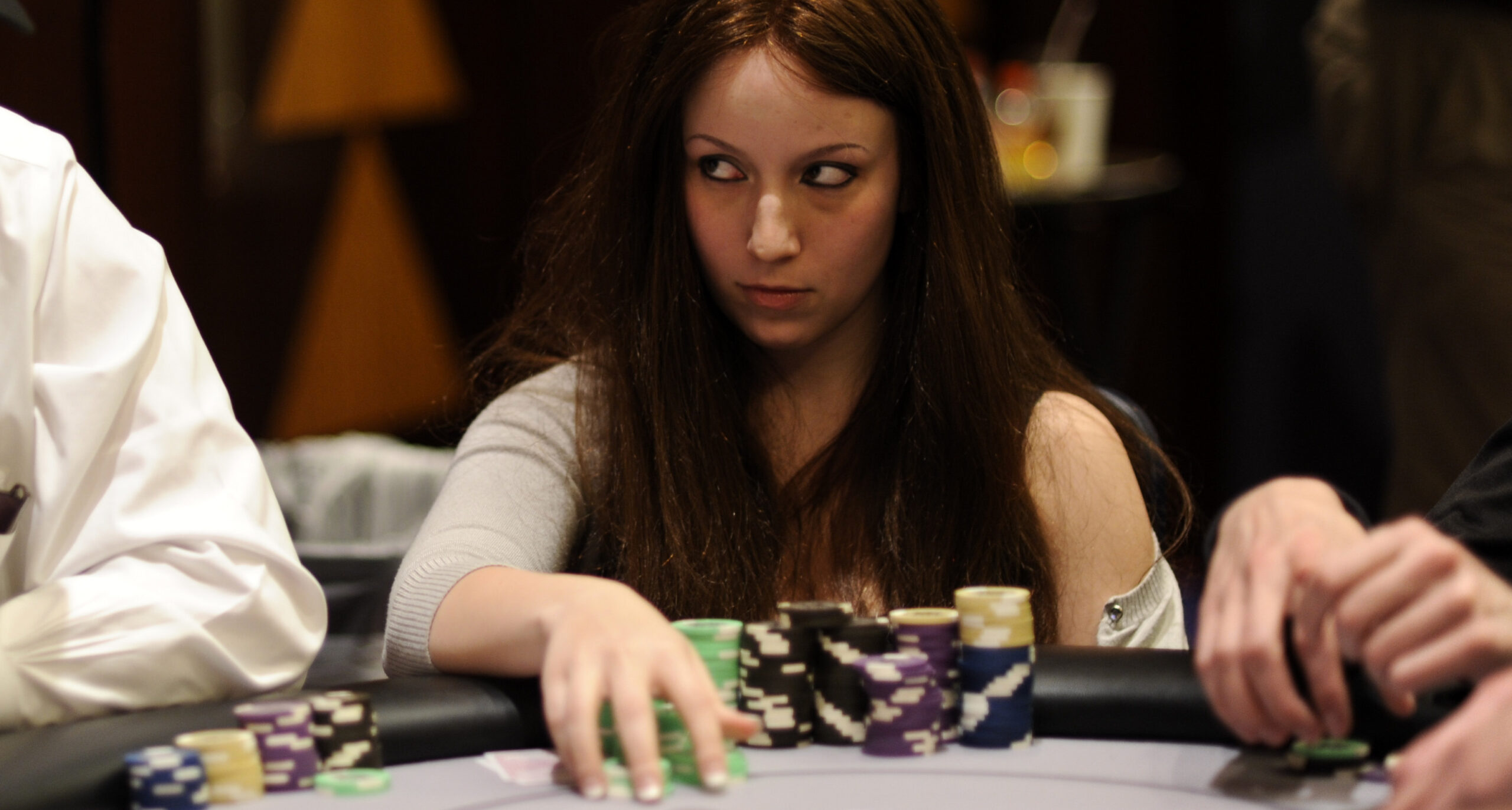 Hand 2 Hand Combat — Melanie Weisner - Poker News