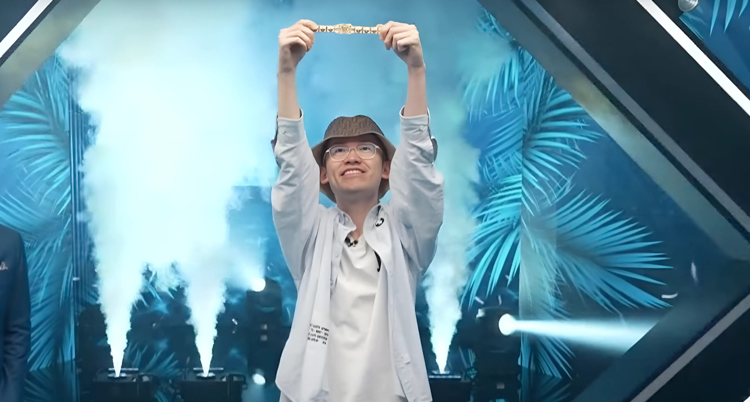 Yinan Zhou Wins WSOP Paradise Super Main Event For $6 Million - Poker News