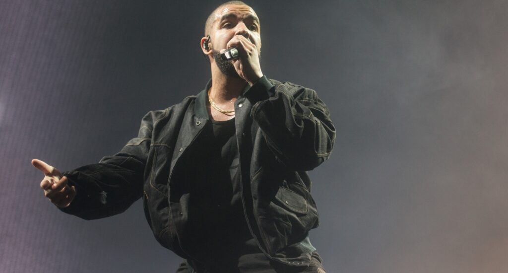 Rapper Drake Loses $8 Million Gambling Over Last Month