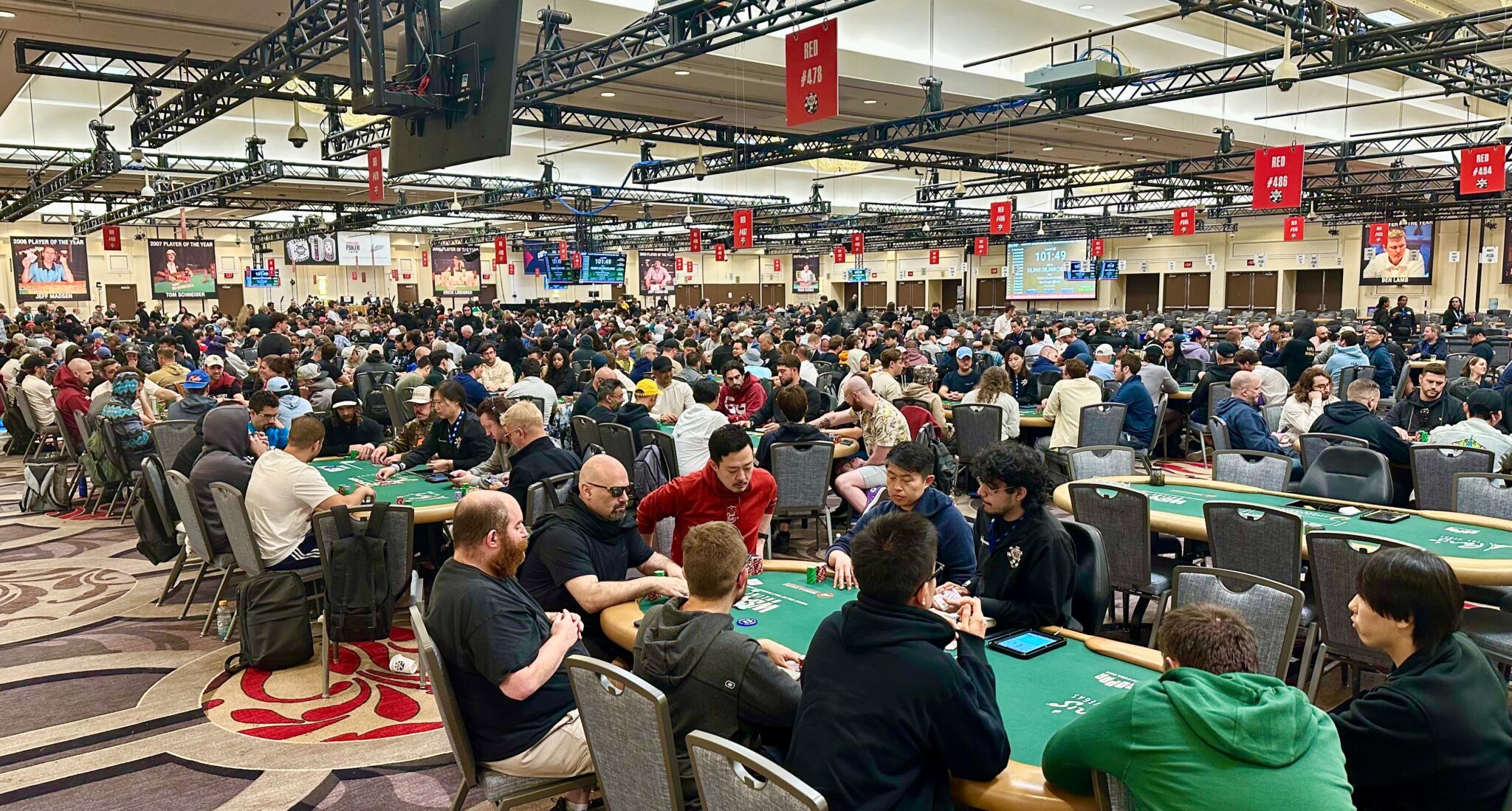 2024 World Series of Poker Main Event: 522 Remain After Day 4 - Poker News