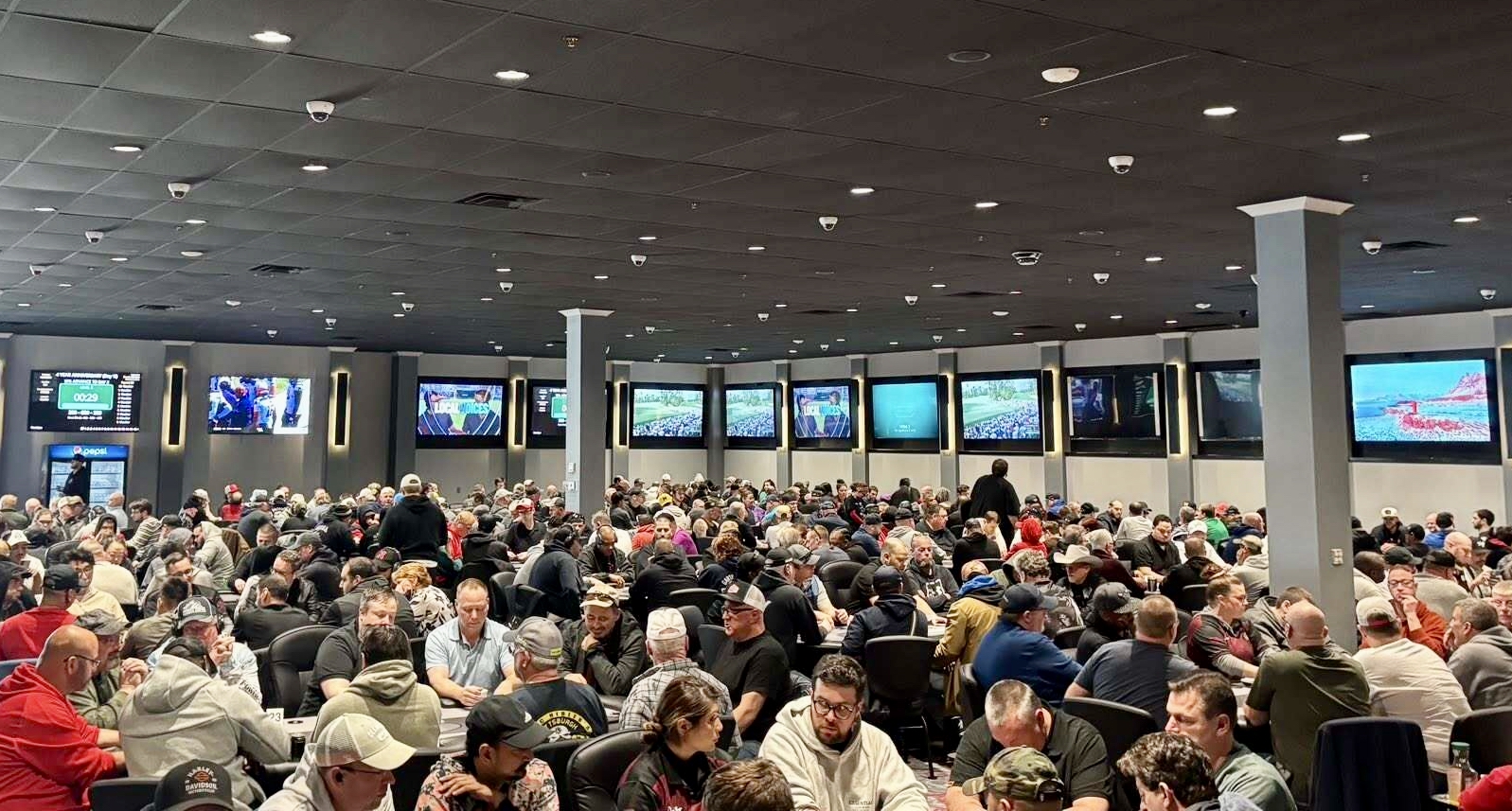 Midwest Championship: Field Grows To 445 Total Entries On Day 1C