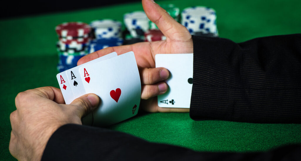 Men Suspected Of Cheating Banned From Texas Cardroom - Poker News