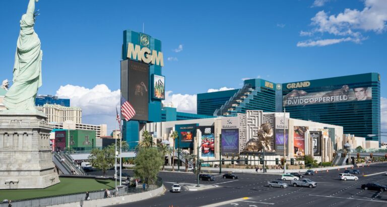 MGM Resorts Board Member Floats Plan To Buy Company - Poker News